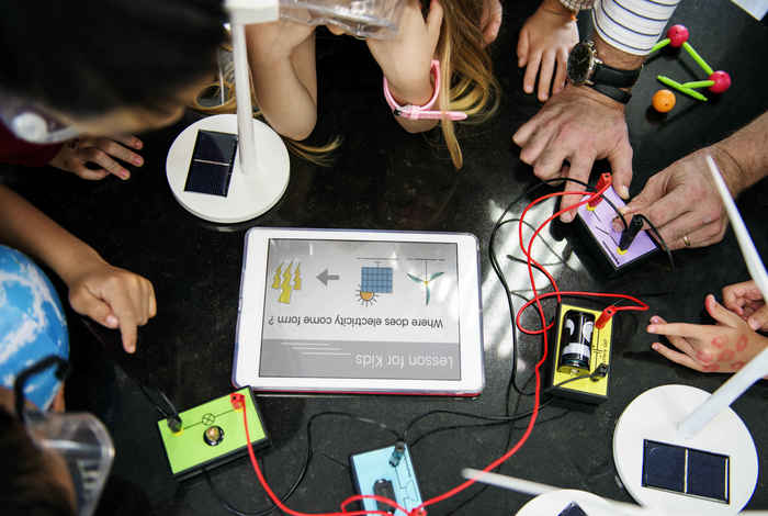 Solar Energy STEM challenges by Science Akadémeia, The Atlanta ...