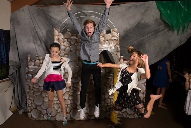 Young Actors Theatre Camp